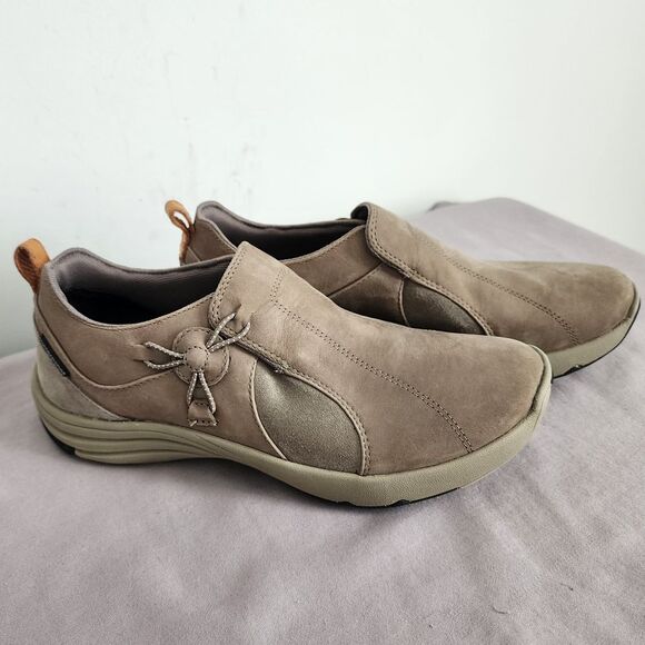Clarks | Shoes | Clarks Wave Walk Comfort Slip On Shoes Suede Leather ...